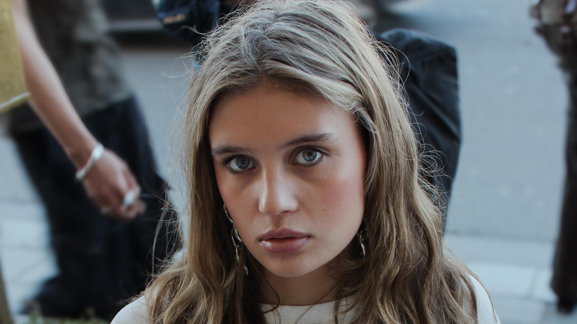 Ida-Lova | All Things Live