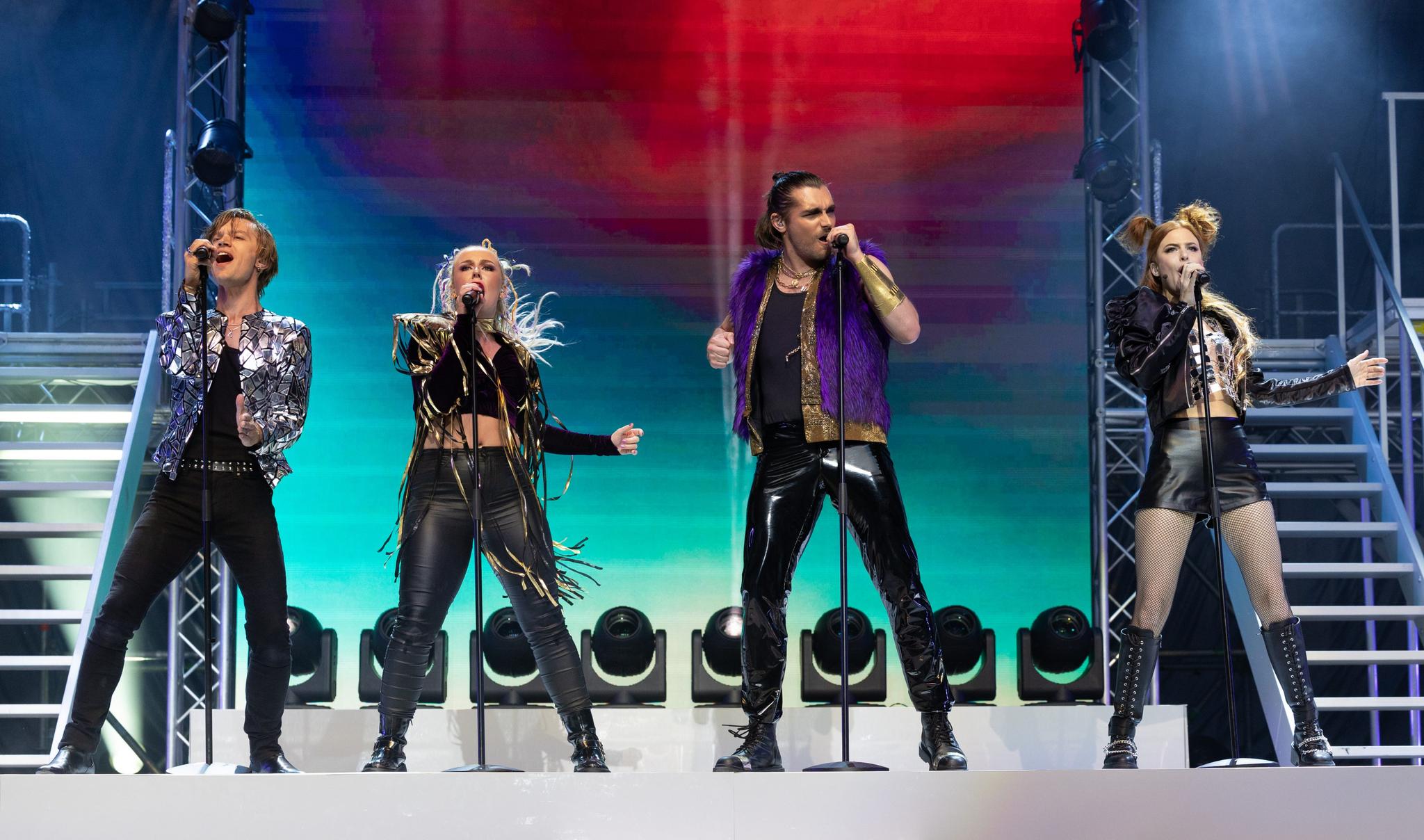 We Will Rock You All Things Live