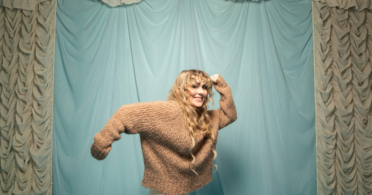 Miss Li | All Things Live